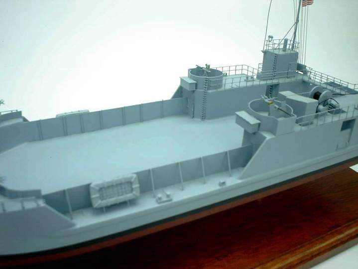 LCT MK-6 - Amphibious Ship - 1/96 Scale Mahogany Ship Model