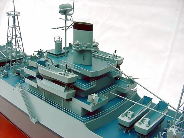 AKA-LKA - Amphibious Cargo Ship Model